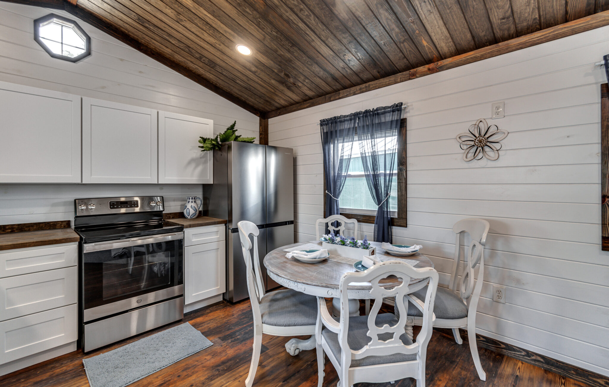 Tiny Homes | 16x32 Custom Tiny Home | Shivers Buildings
